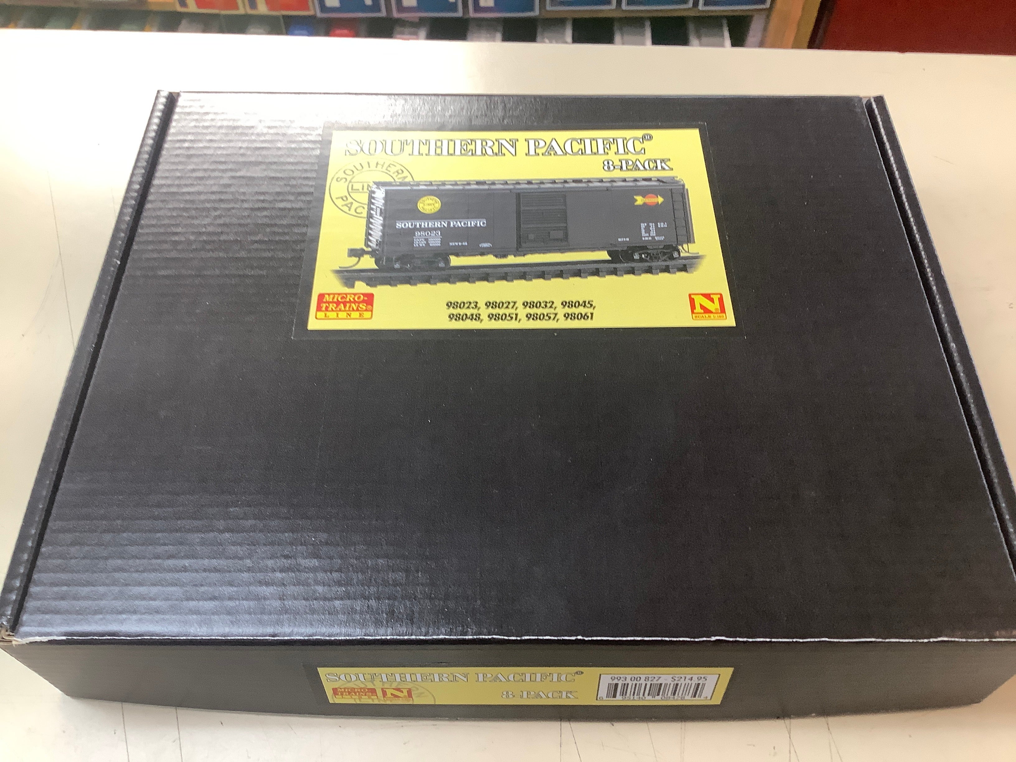 Micro Trains 99300827 Southern Pacific 8-pack | Model Train Crossing