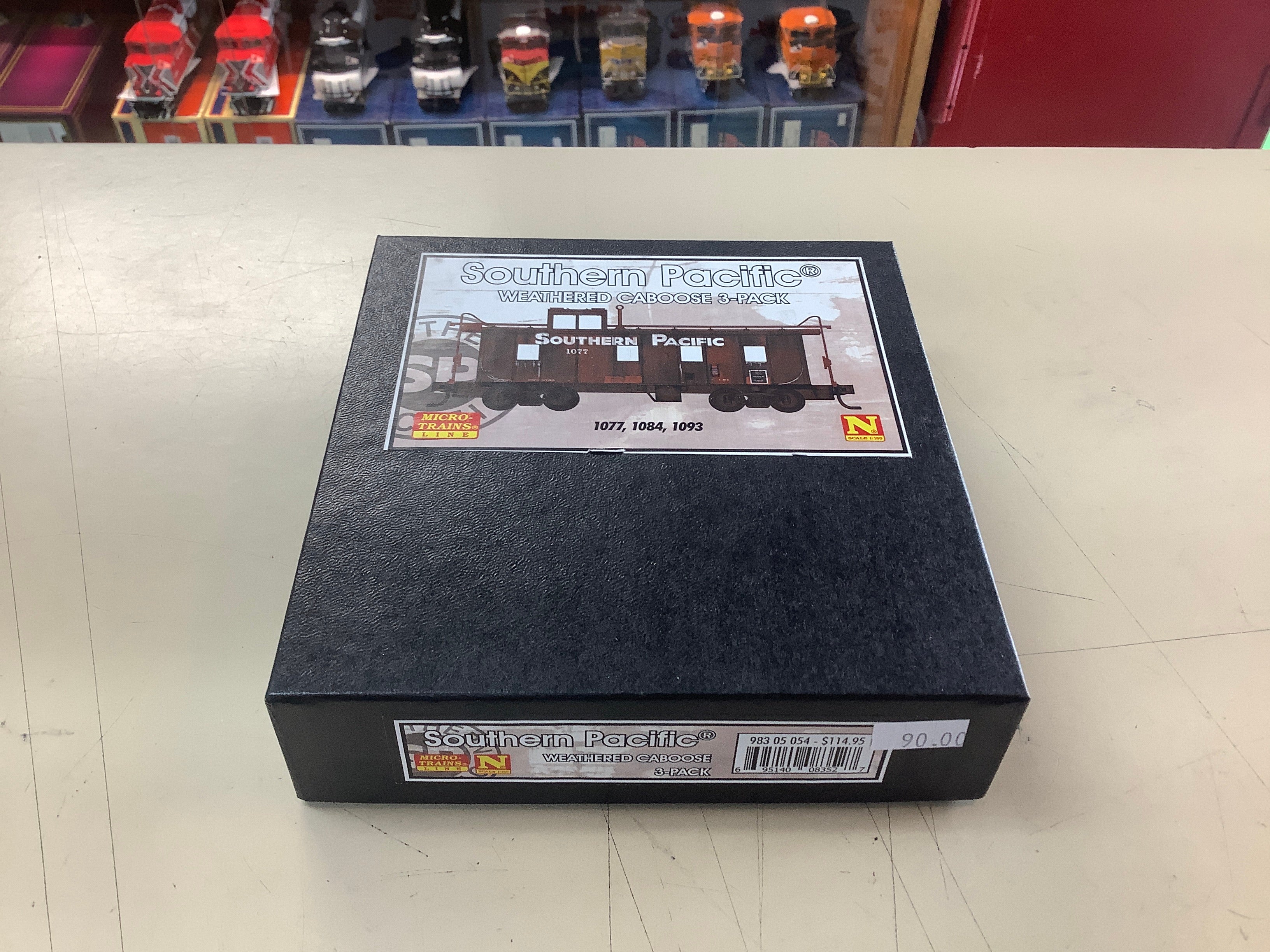 Micro Trains 98305054 Southern Pacific Weathered Caboose 3-Pack | Model ...