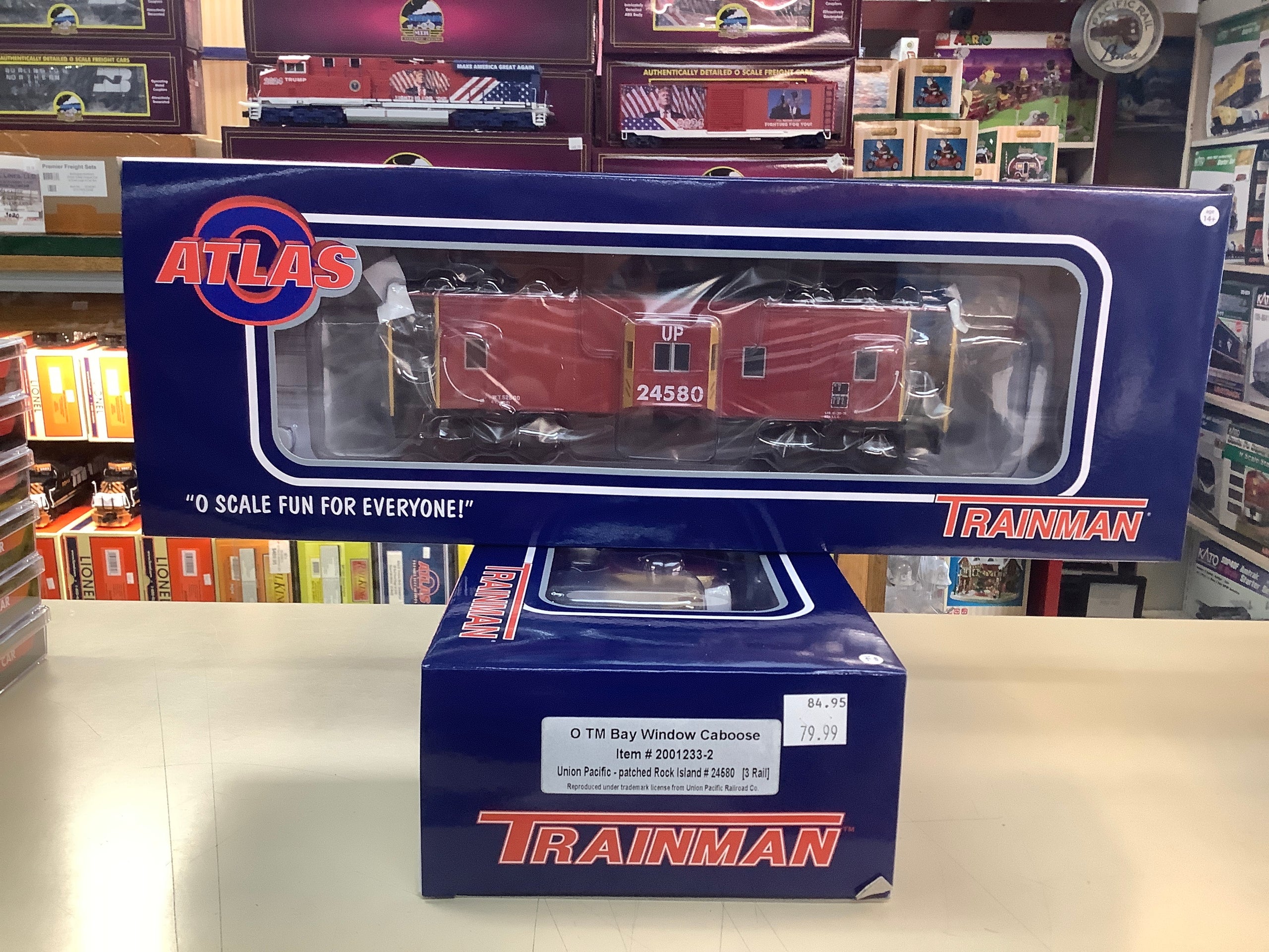 Atlas O Trainman 2001233-2 TM Bay Window Caboose Union Pacific Rock ...